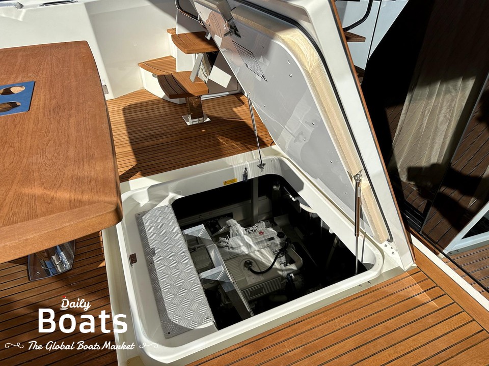 2016 Prestige 550 Flybridge Hardtop for sale. View price, photos and ...