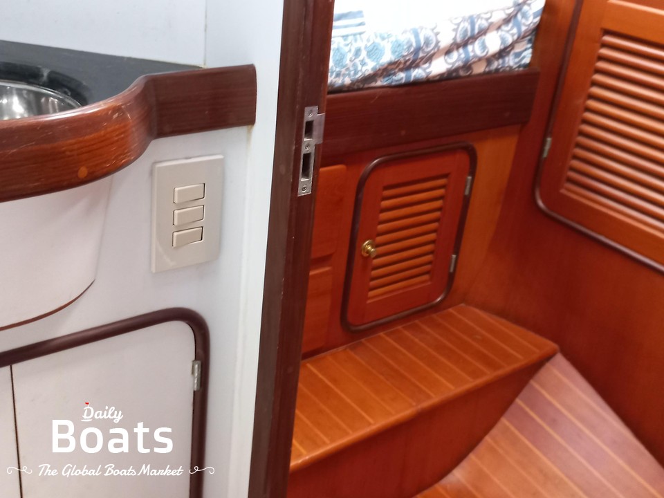 2000 Passport 470 for sale. View price, photos and Buy 2000 Passport ...