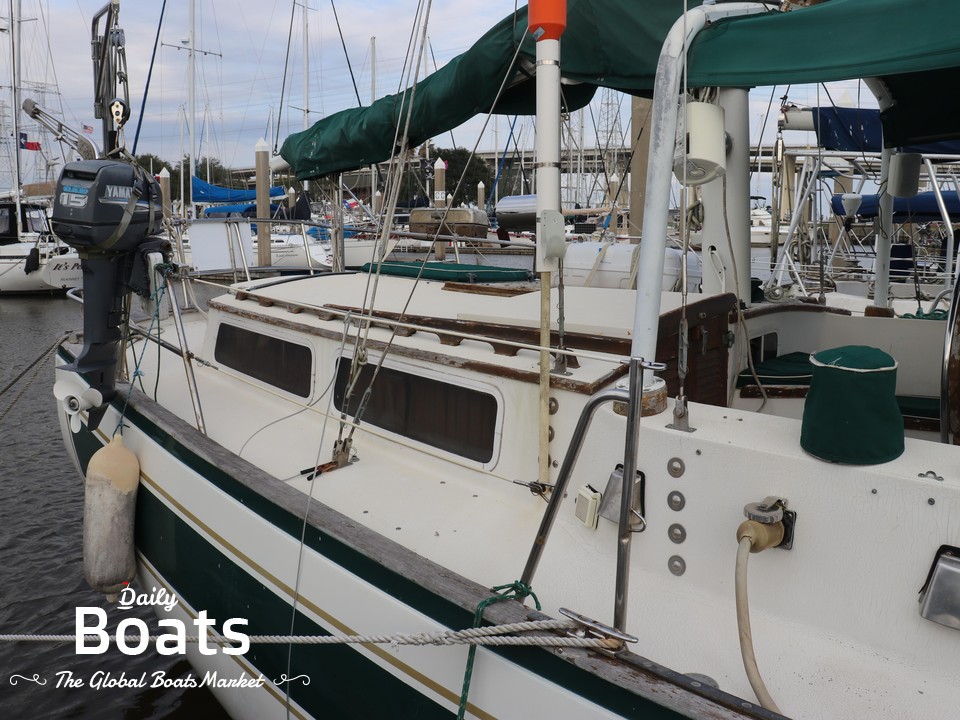 1976 Islander Freeport 41 for sale. View price, photos and Buy 1976 ...