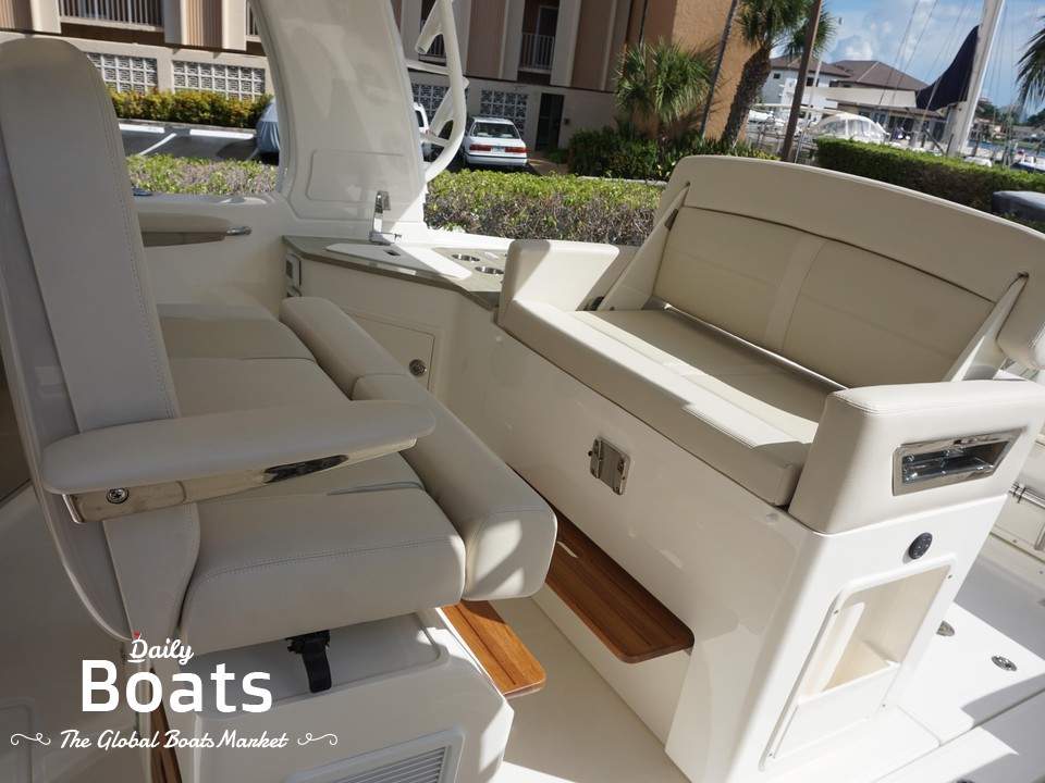 2023 Boston Whaler 350 Realm for sale. View price, photos and Buy 2023 ...