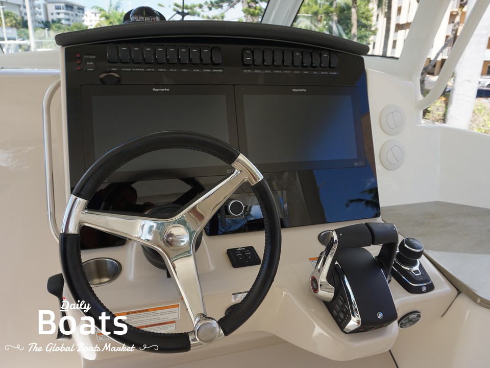 2023 Boston Whaler 350 Realm for sale. View price, photos and Buy 2023 ...