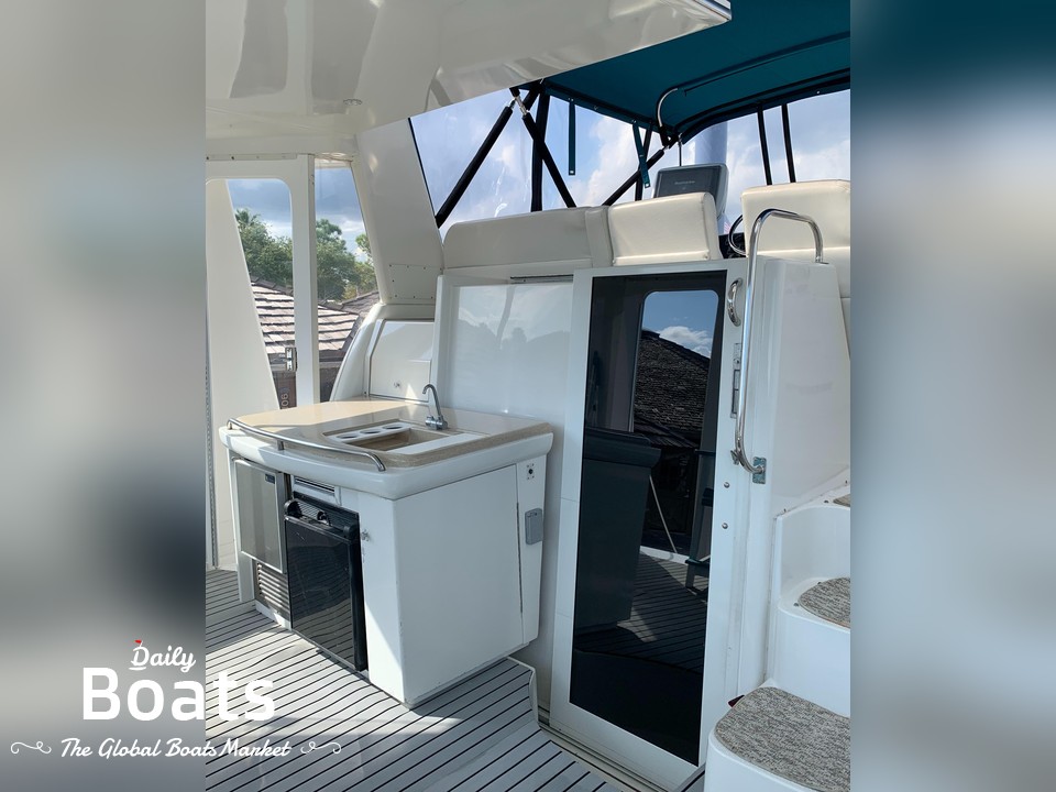 1997 Carver 500 Cockpit Motor Yacht for sale. View price, photos and ...