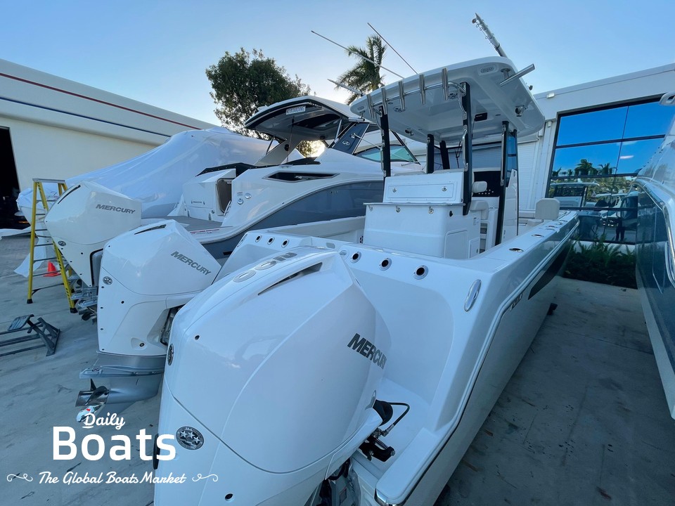 2022 Aquila 28 Molokai Power Catamaran for sale. View price, photos and ...