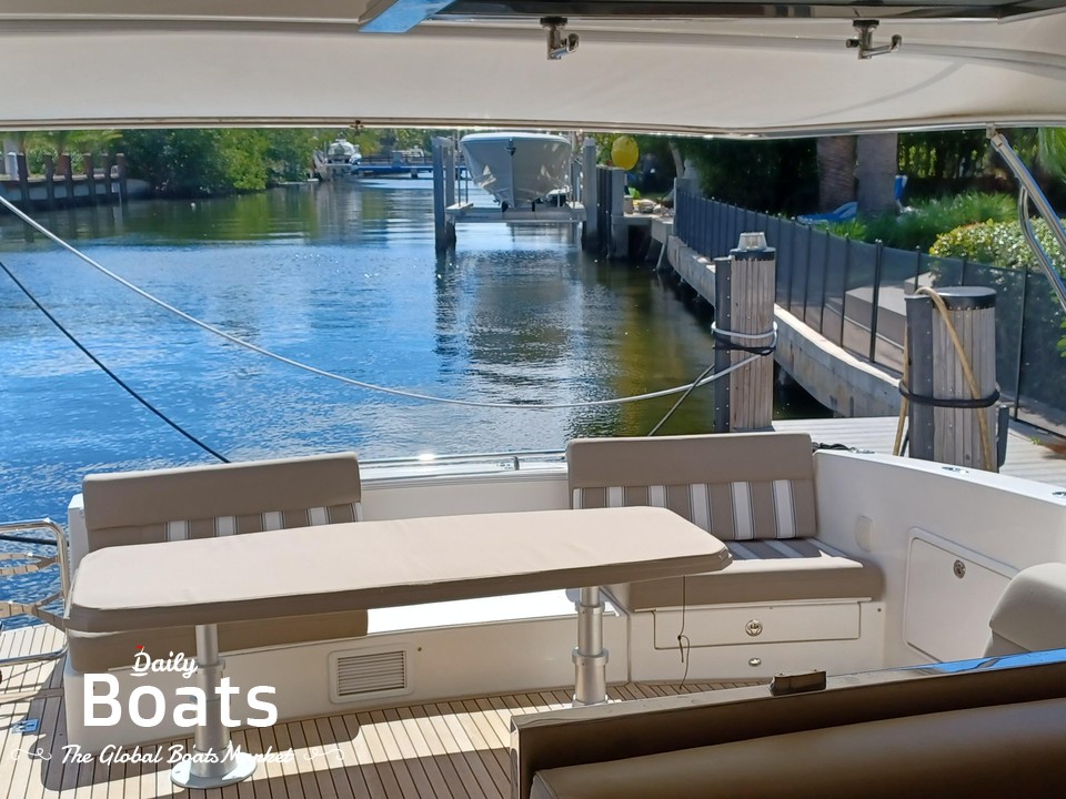 2015 Riviera 5000 Sport Yacht for sale. View price, photos and Buy 2015 ...