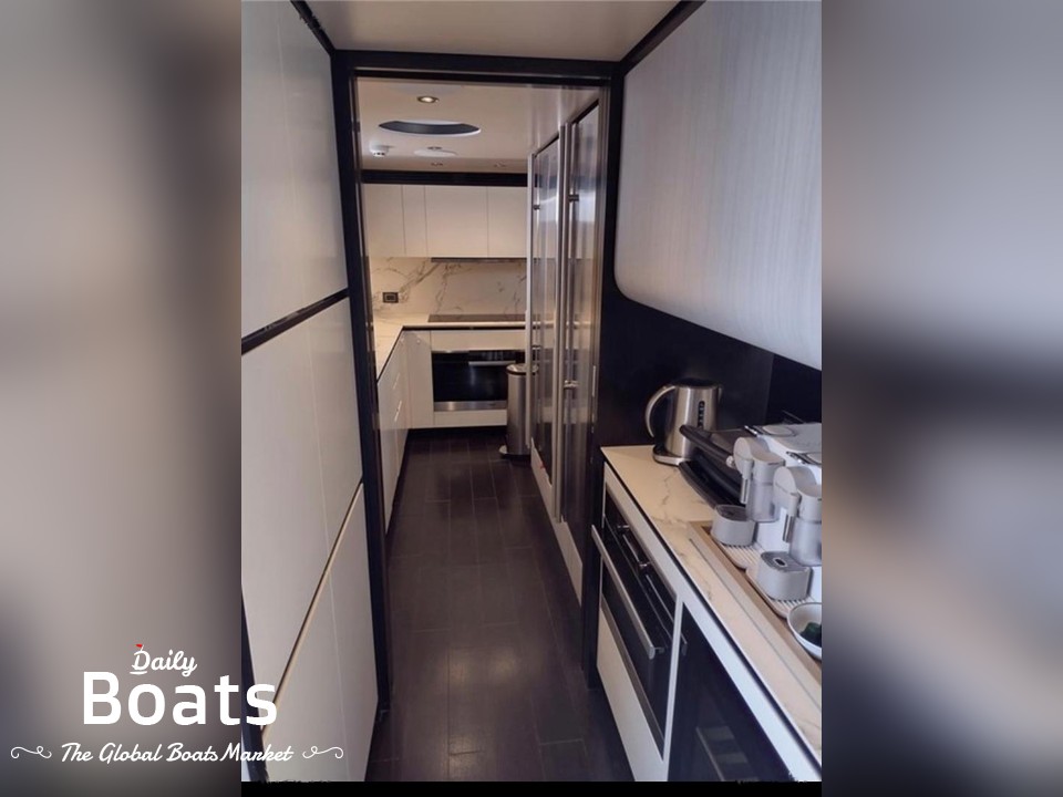 2019 Azimut 27M Grande for sale. View price, photos and Buy 2019 Azimut ...