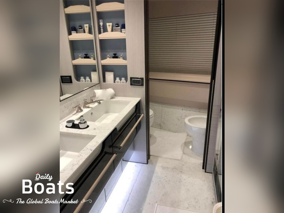 2019 Azimut 27M Grande for sale. View price, photos and Buy 2019 Azimut ...