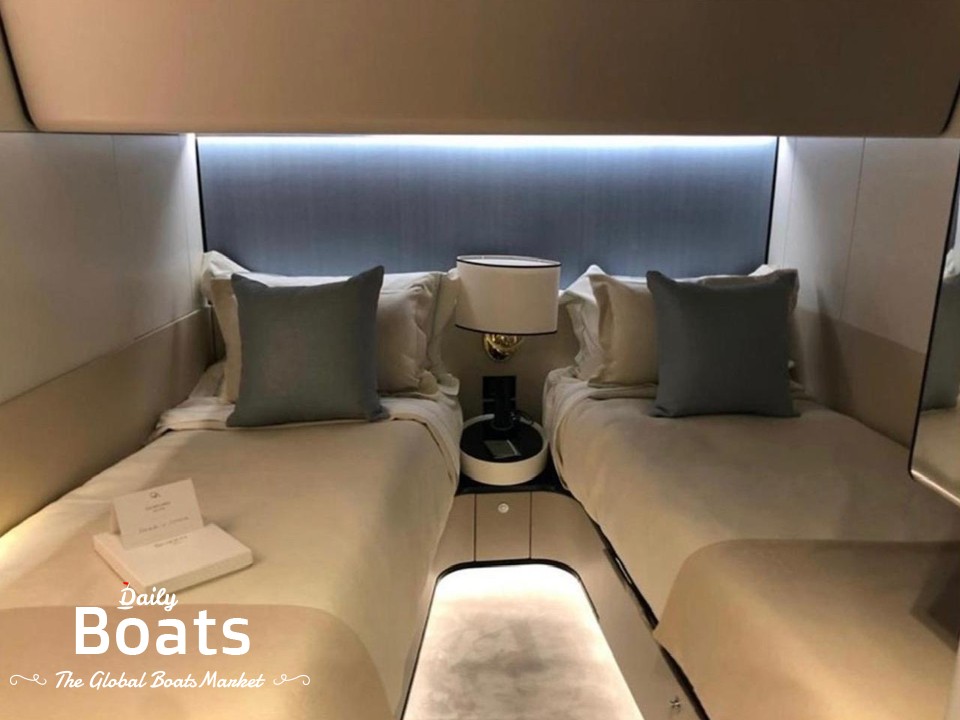 2019 Azimut 27M Grande for sale. View price, photos and Buy 2019 Azimut ...