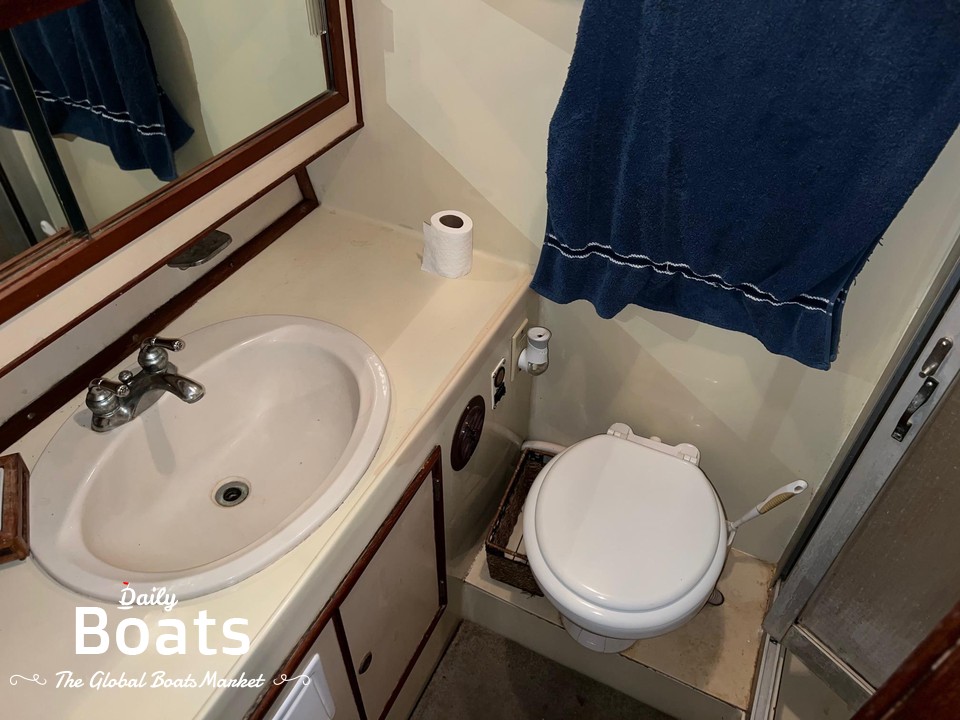 1986 Present Yachts 46 Trawler Cpmy for sale. View price, photos and ...