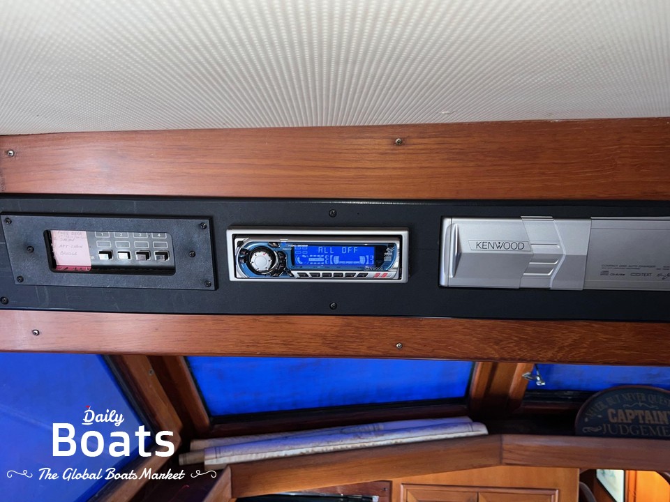 1986 Present Yachts 46 Trawler Cpmy for sale. View price, photos and ...