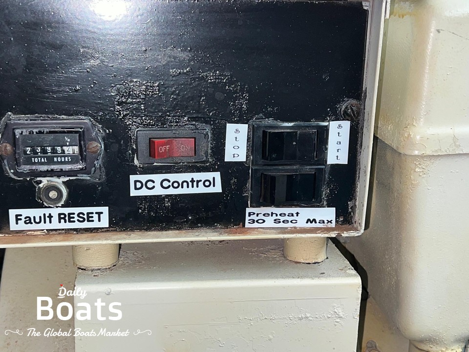 1986 Present Yachts 46 Trawler Cpmy for sale. View price, photos and ...