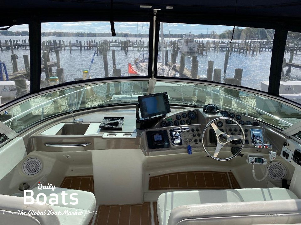 1997 Carver 350 Mariner for sale. View price, photos and Buy 1997 ...