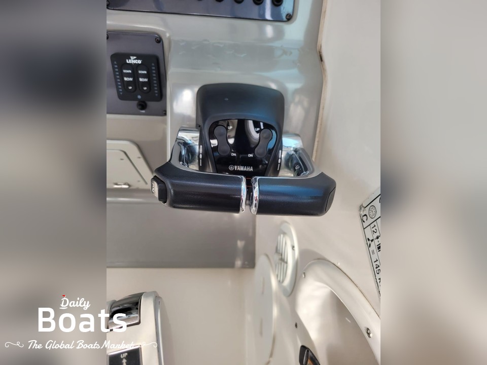 2018 Robalo R305 Walkaround for sale. View price, photos and Buy 2018 ...