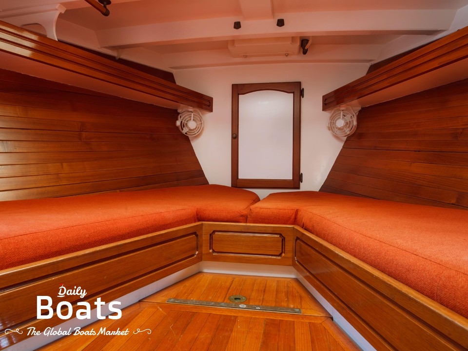 1989 Williams Craft Cuttyhunk 54 for sale. View price, photos and Buy ...