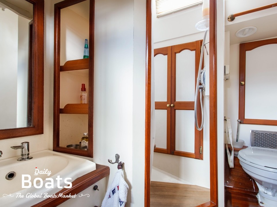 1989 Williams Craft Cuttyhunk 54 for sale. View price, photos and Buy ...