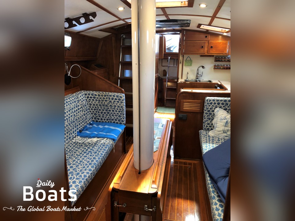 1979 Pearson 424 for sale. View price, photos and Buy 1979 Pearson 424 ...