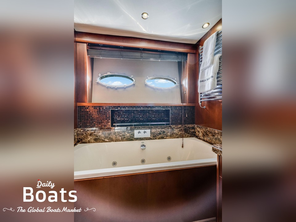 2009 Princess Flybridge for sale. View price, photos and Buy 2009 ...