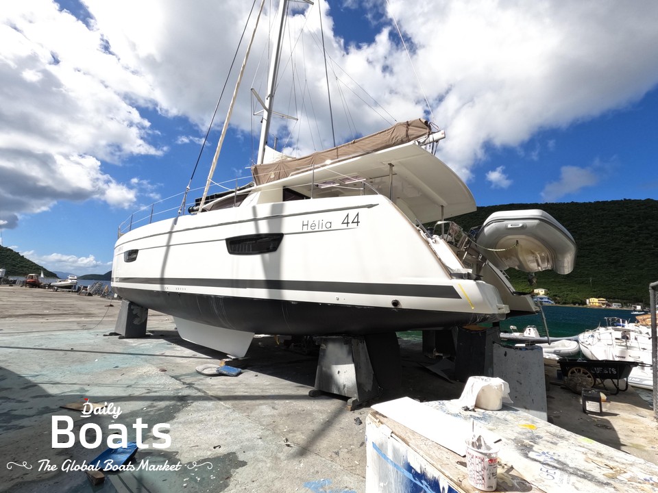 2017 Fountaine Pajot Helia 44 for sale. View price, photos and Buy 2017 ...