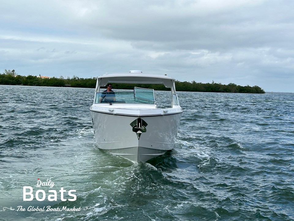 2023 Aviara Av40 Outboard for sale. View price, photos and Buy 2023 ...
