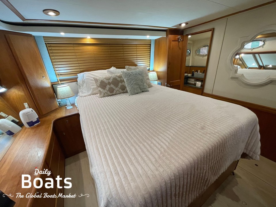 2000 Silverton 453 Pilothouse Motor Yacht for sale. View price, photos ...