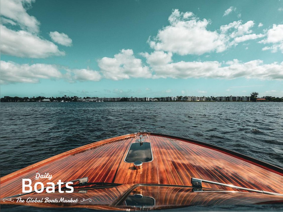 2015 Riva Aquariva Super for sale. View price, photos and Buy 2015 Riva ...