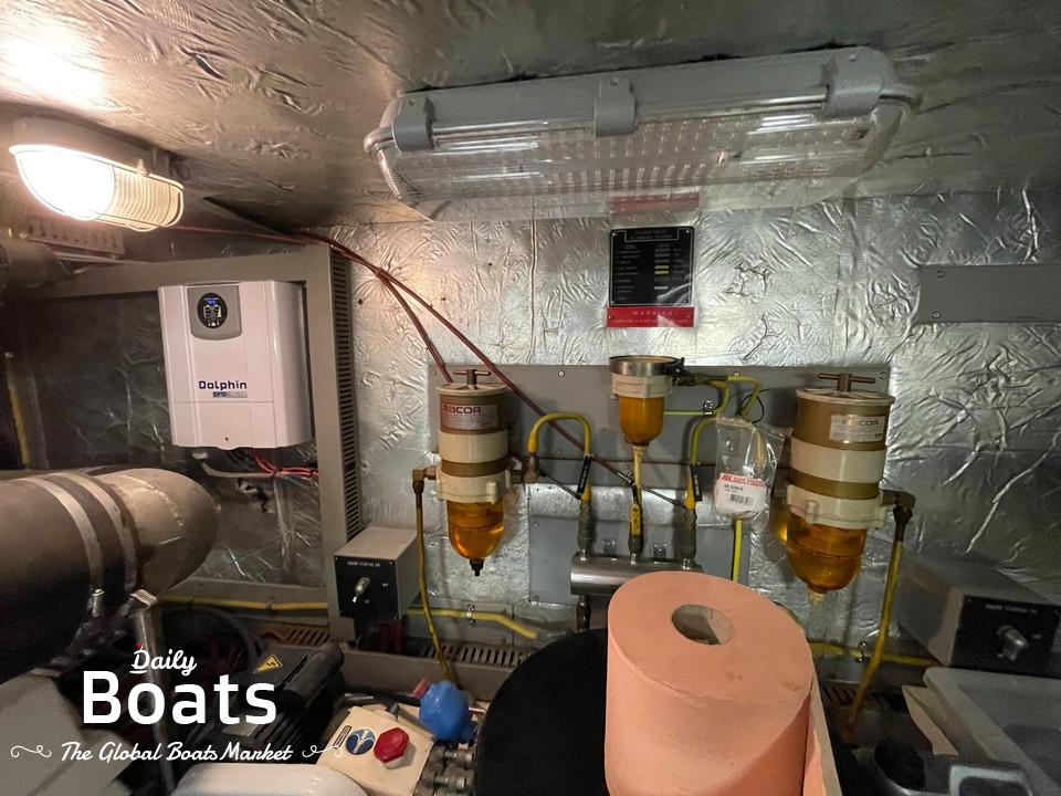 1990 Hi-Star Fisherman 48 for sale. View price, photos and Buy 1990 Hi ...