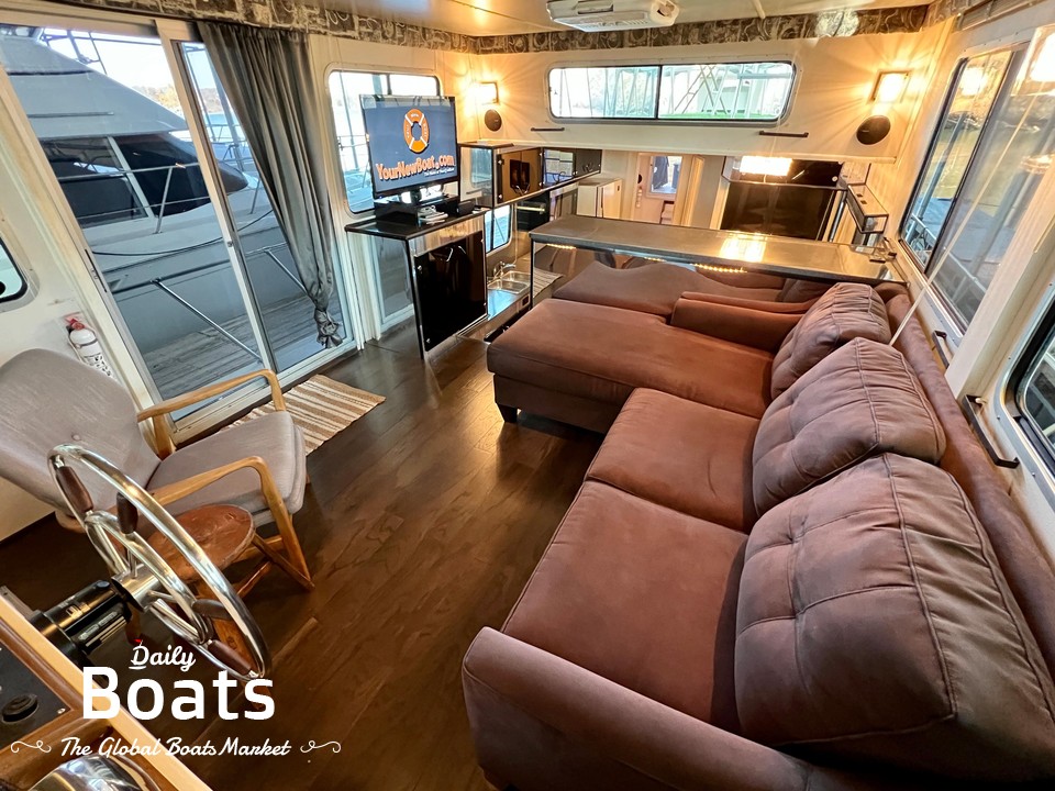 1986 Harbor Master 14 X 47 Houseboat for sale. View price, photos and ...