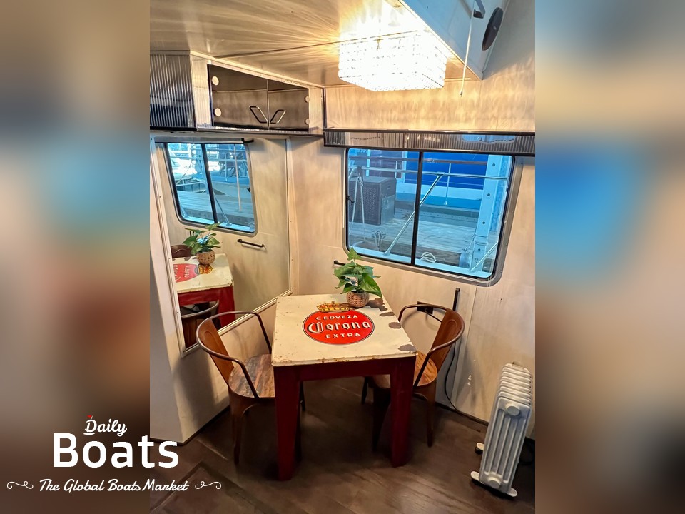 1986 Harbor Master 14 X 47 Houseboat for sale. View price, photos and ...