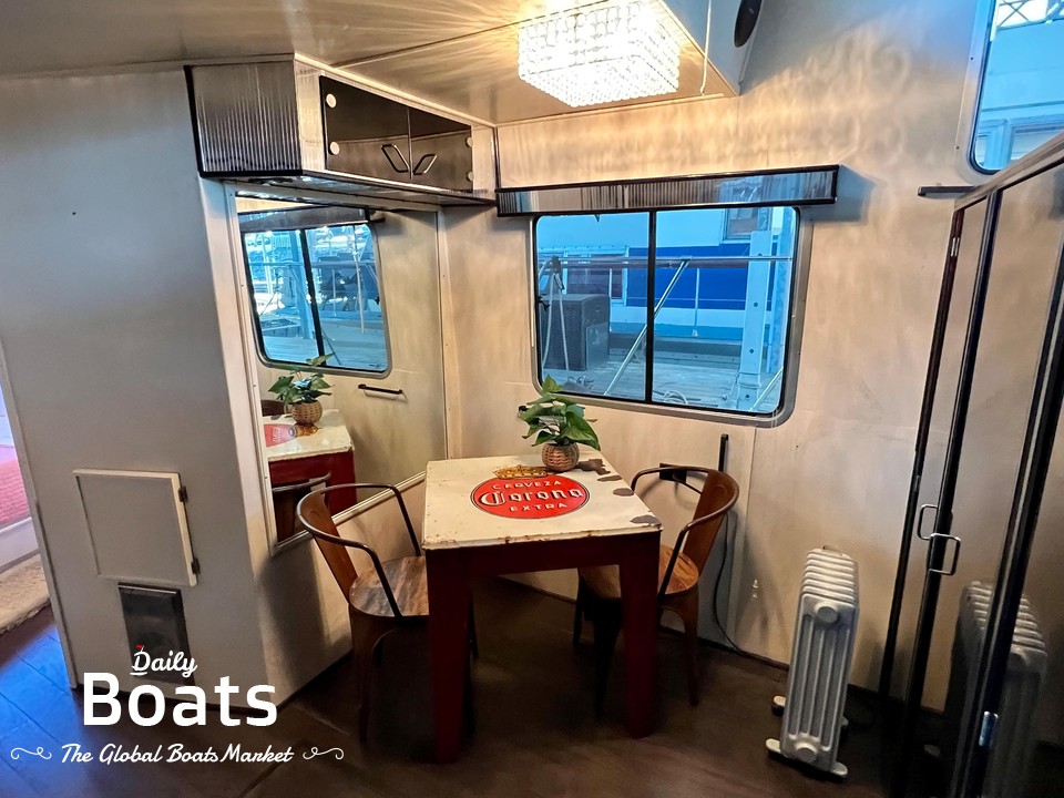 1986 Harbor Master 14 X 47 Houseboat for sale. View price, photos and ...