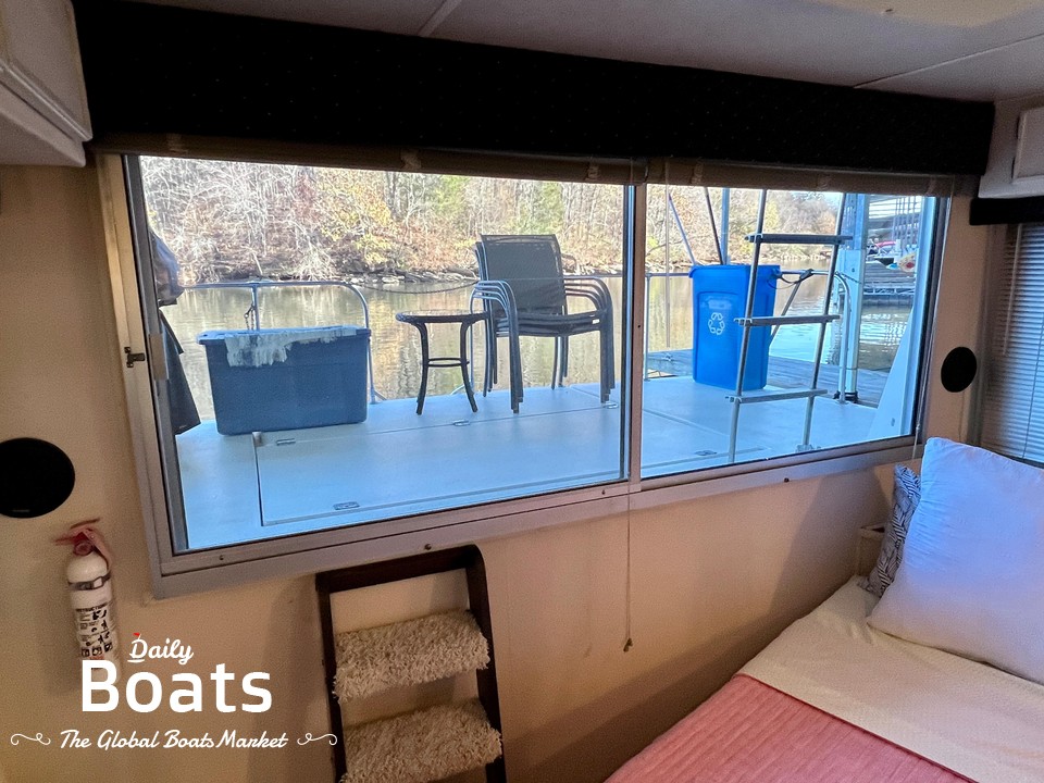 1986 Harbor Master 14 X 47 Houseboat for sale. View price, photos and ...