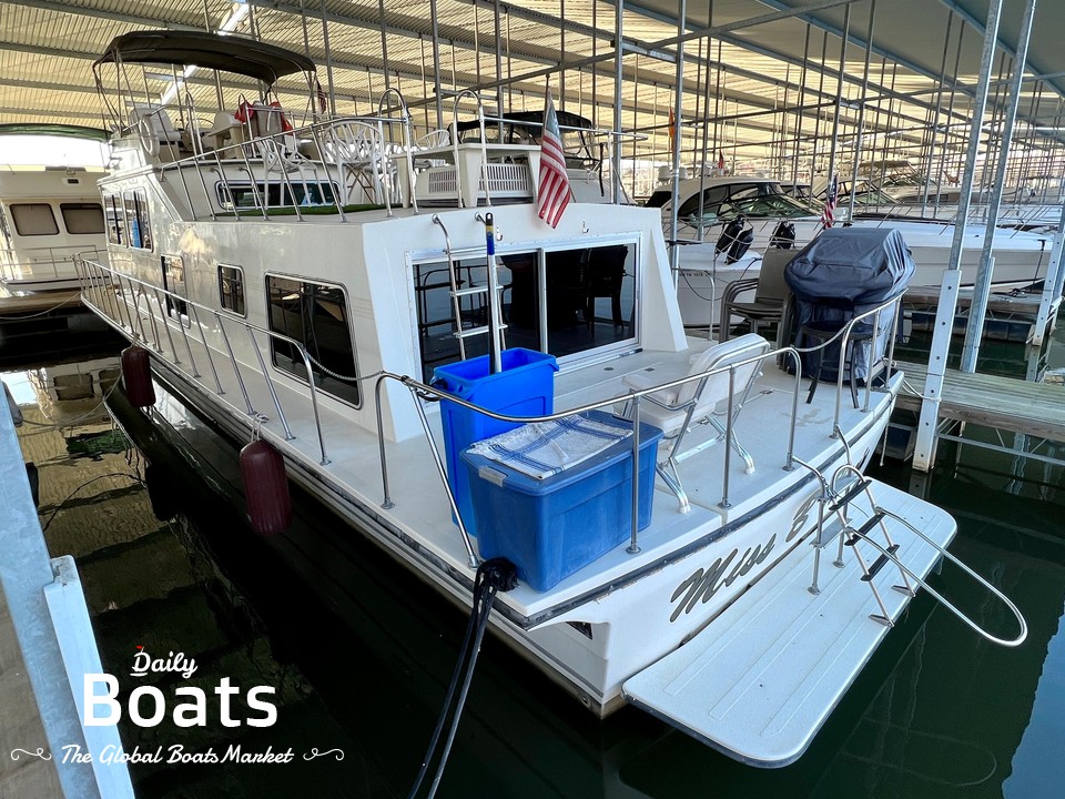 1986 Harbor Master 14 X 47 Houseboat for sale. View price, photos and ...