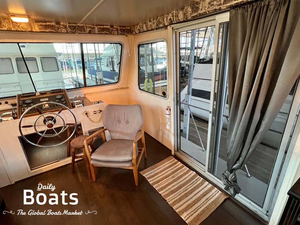 1986 Harbor Master 14 X 47 Houseboat for sale. View price, photos and ...
