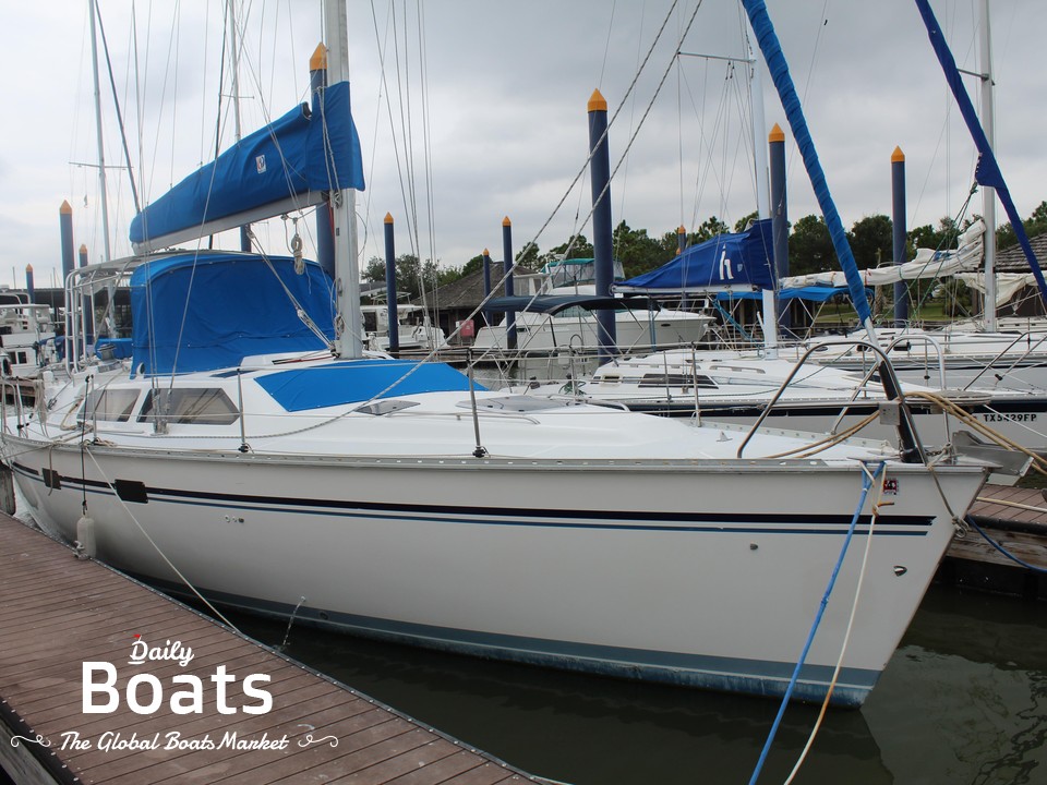 1993 Hunter Passage 42 for sale. View price, photos and Buy 1993 Hunter ...