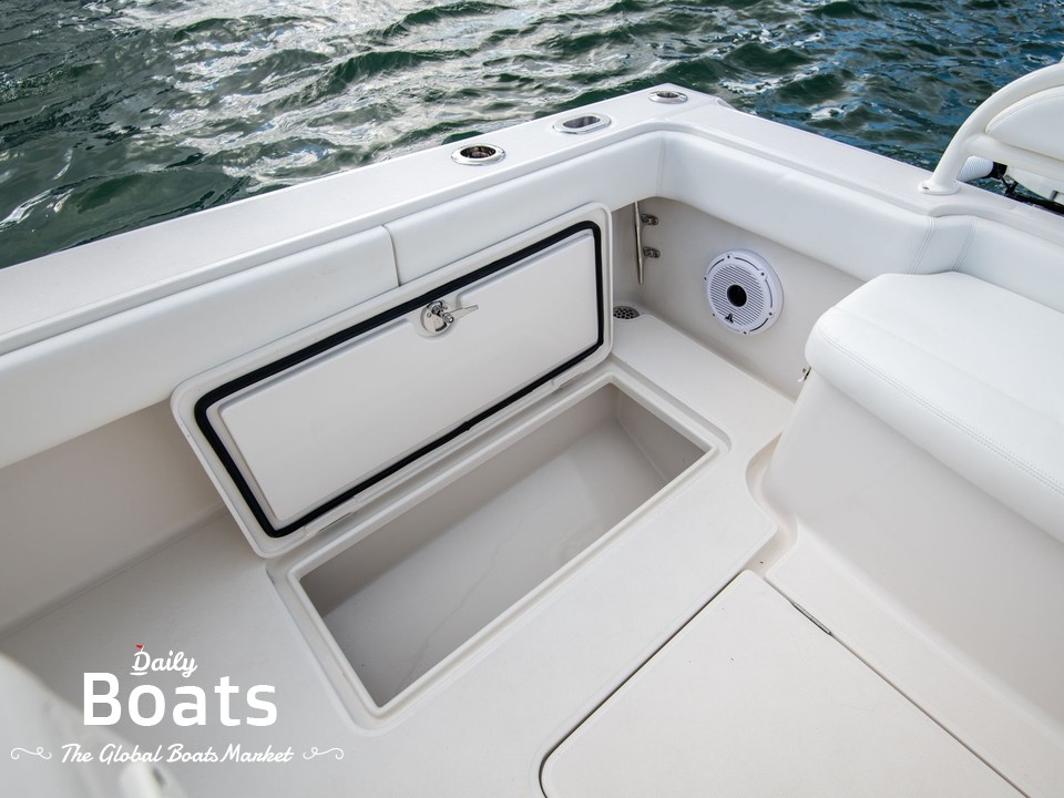 2023 Jupiter 32 Center Console for sale. View price, photos and Buy ...