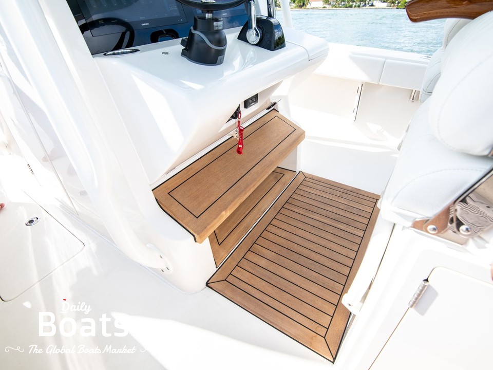 2023 Jupiter 32 Center Console for sale. View price, photos and Buy ...