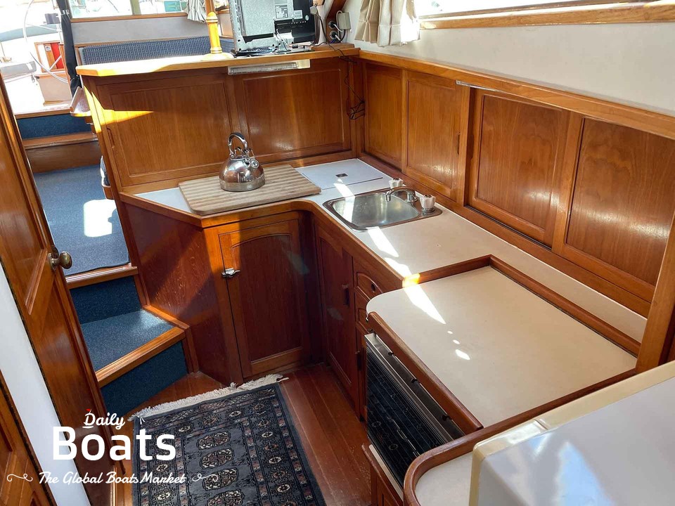 1985 Zeston 40 Pilot House for sale. View price, photos and Buy 1985 ...