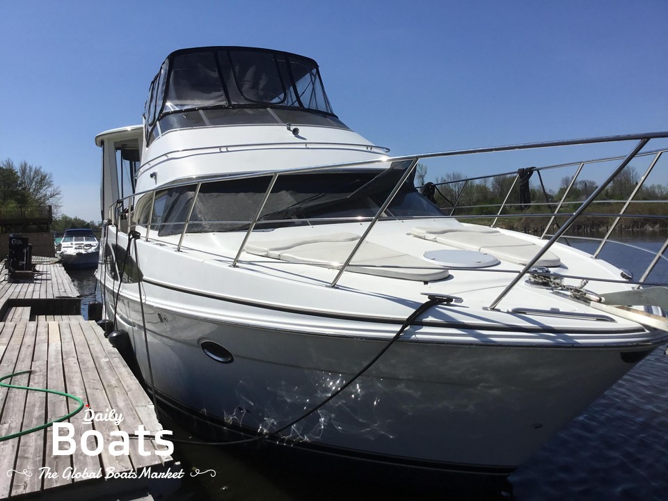 2005 Carver 44 Cockpit Motor Yacht for sale. View price, photos and Buy ...