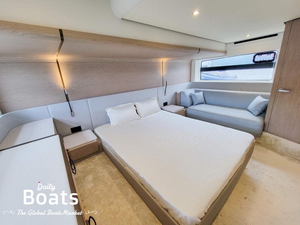 2021 Azimut Fly 53 for sale. View price, photos and Buy 2021 Azimut Fly ...