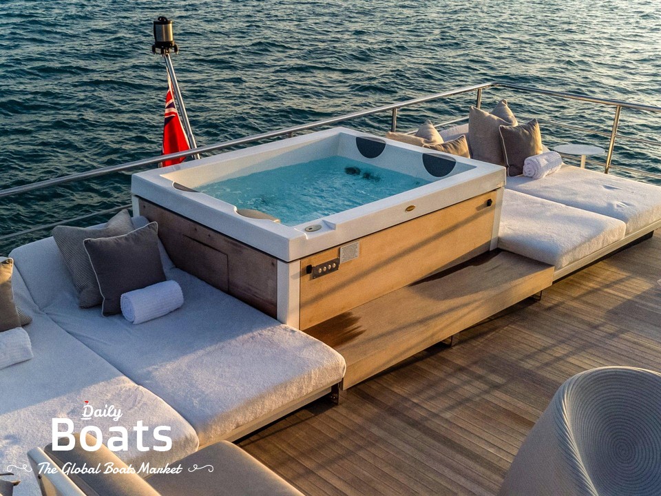 2020 Azimut Grande 32 Metri for sale. View price, photos and Buy 2020 ...