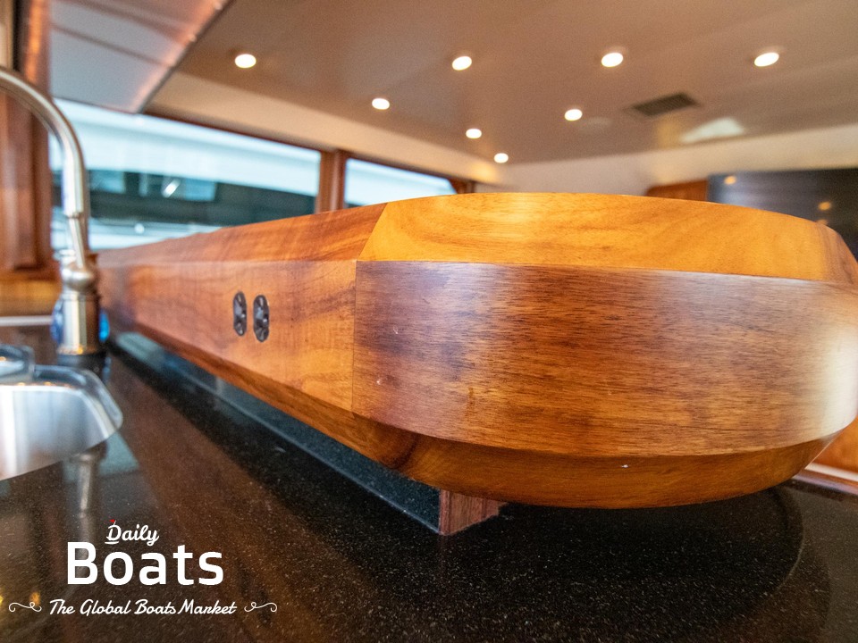 1990 Knight & Carver Sportfish for sale. View price, photos and Buy ...