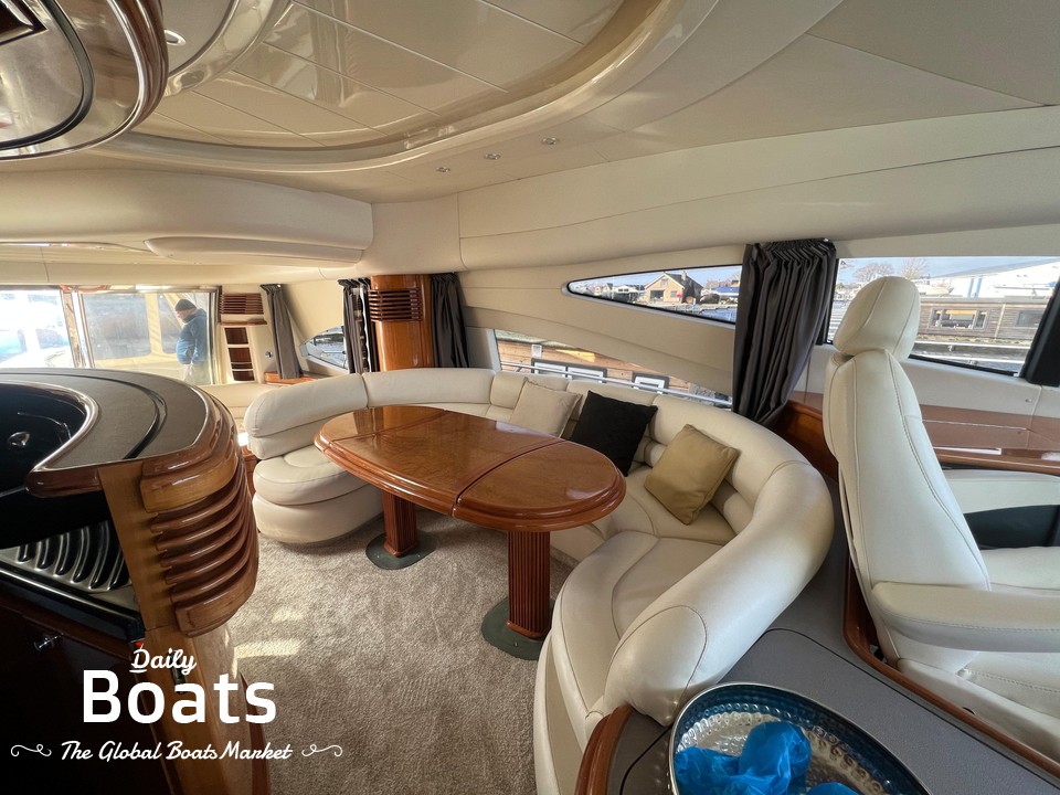 2001 Azimut 68 Plus for sale. View price, photos and Buy 2001 Azimut 68 ...