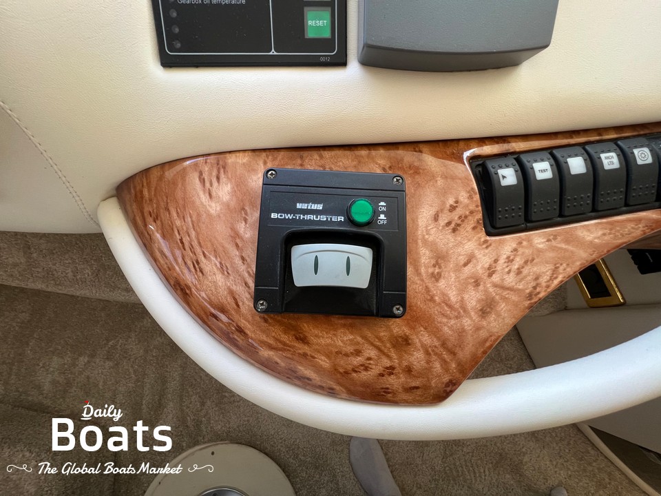 2001 Azimut 68 Plus for sale. View price, photos and Buy 2001 Azimut 68 ...