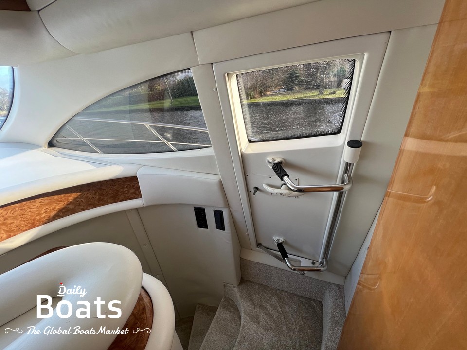 2001 Azimut 68 Plus for sale. View price, photos and Buy 2001 Azimut 68 ...