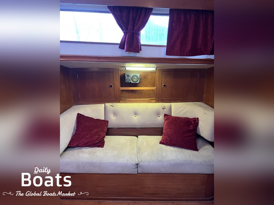 1980 Nicholson 48 for sale. View price, photos and Buy 1980 Nicholson ...