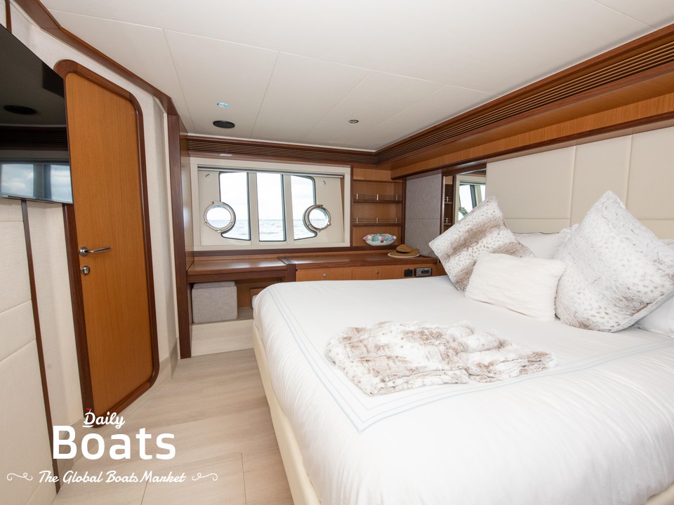 2011 Ferretti Yachts 660 for sale. View price, photos and Buy 2011 ...