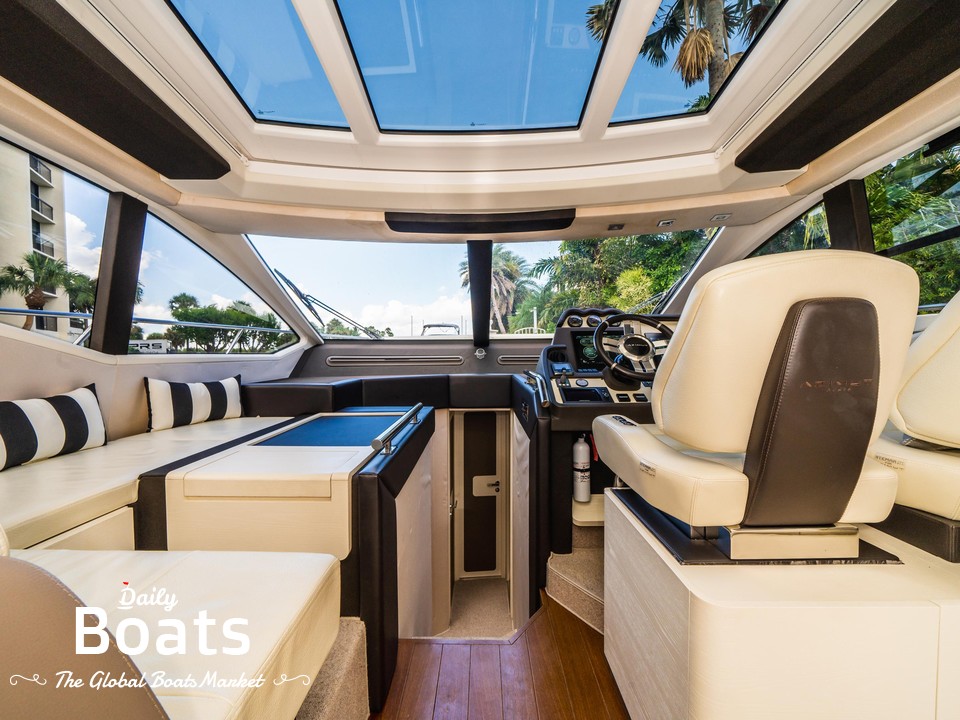 2015 Azimut 55S for sale. View price, photos and Buy 2015 Azimut 55S ...
