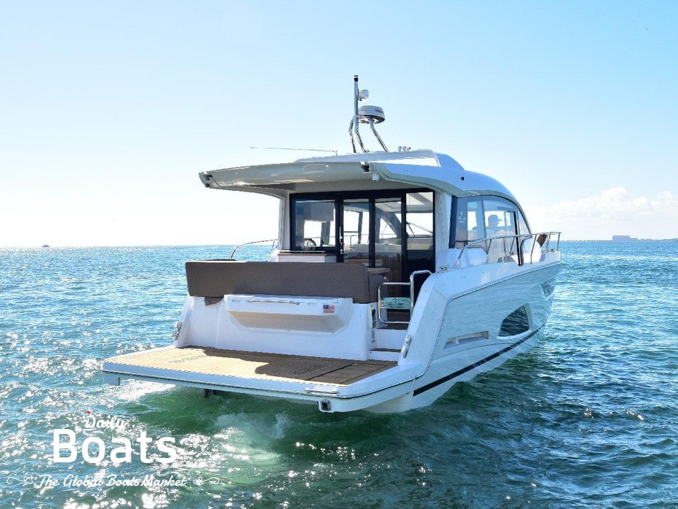 2022 Sealine C430 for sale. View price, photos and Buy 2022 Sealine ...