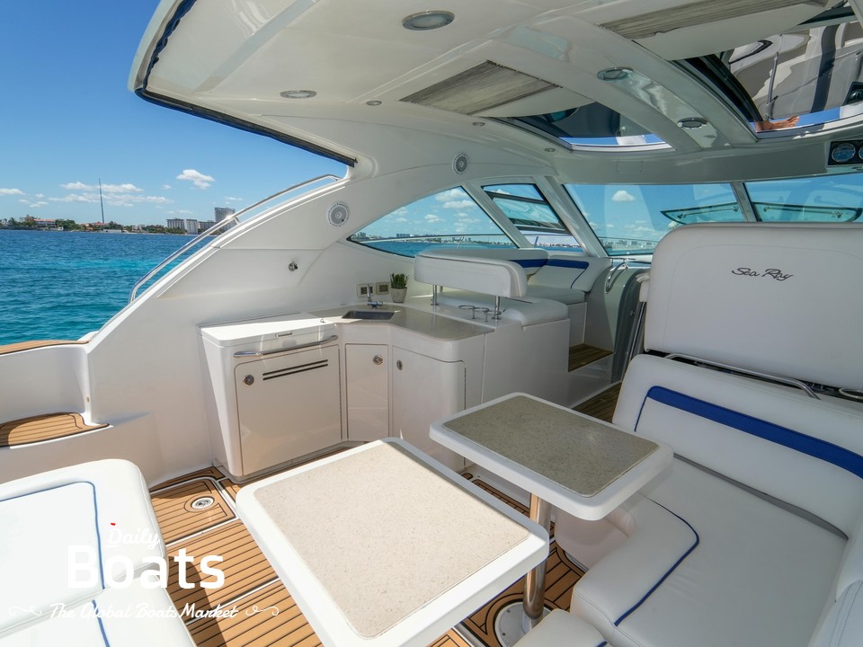 2011 Sea Ray 470 Sundancer for sale. View price, photos and Buy 2011 ...