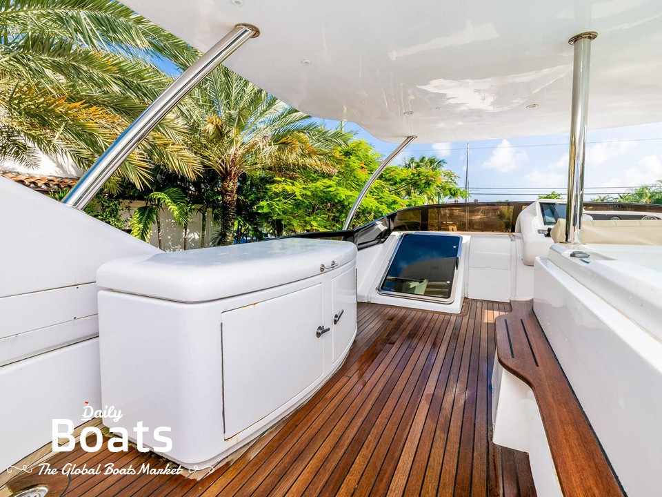 2000 Azimut 70 Sea-Jet for sale. View price, photos and Buy 2000 Azimut ...