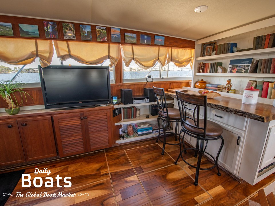 1982 Uniflite 460 Motor Yacht for sale. View price, photos and Buy 1982 ...