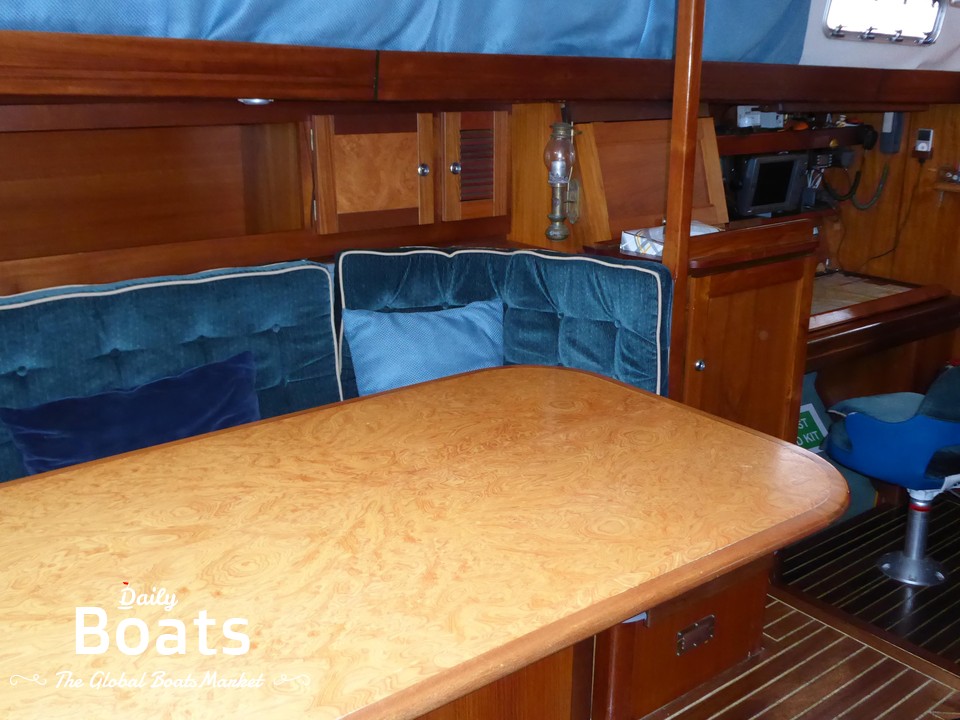 1998 Nicholson 58 for sale. View price, photos and Buy 1998 Nicholson ...